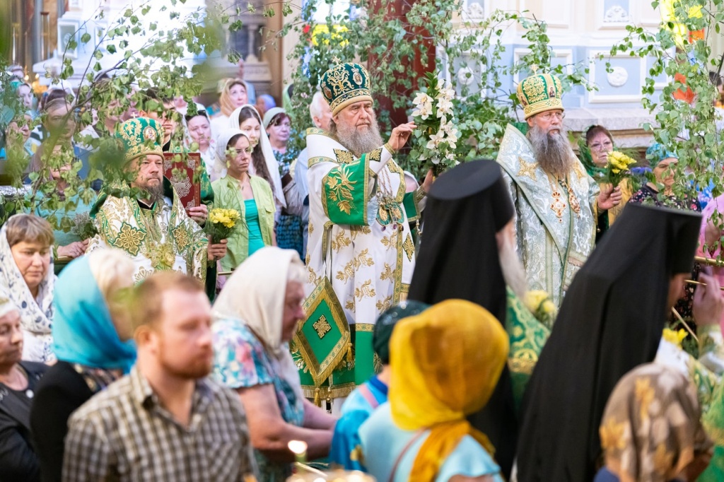 История праздника Святой Троицы: происхождение, традиции и интересные факты | Агентство ...